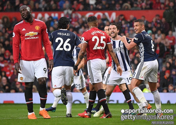[EPL 34R] 맨유, ‘최하위’ WBA에 0-1 충격패… 맨시티 우승 확정 - 스퀘어 카테고리